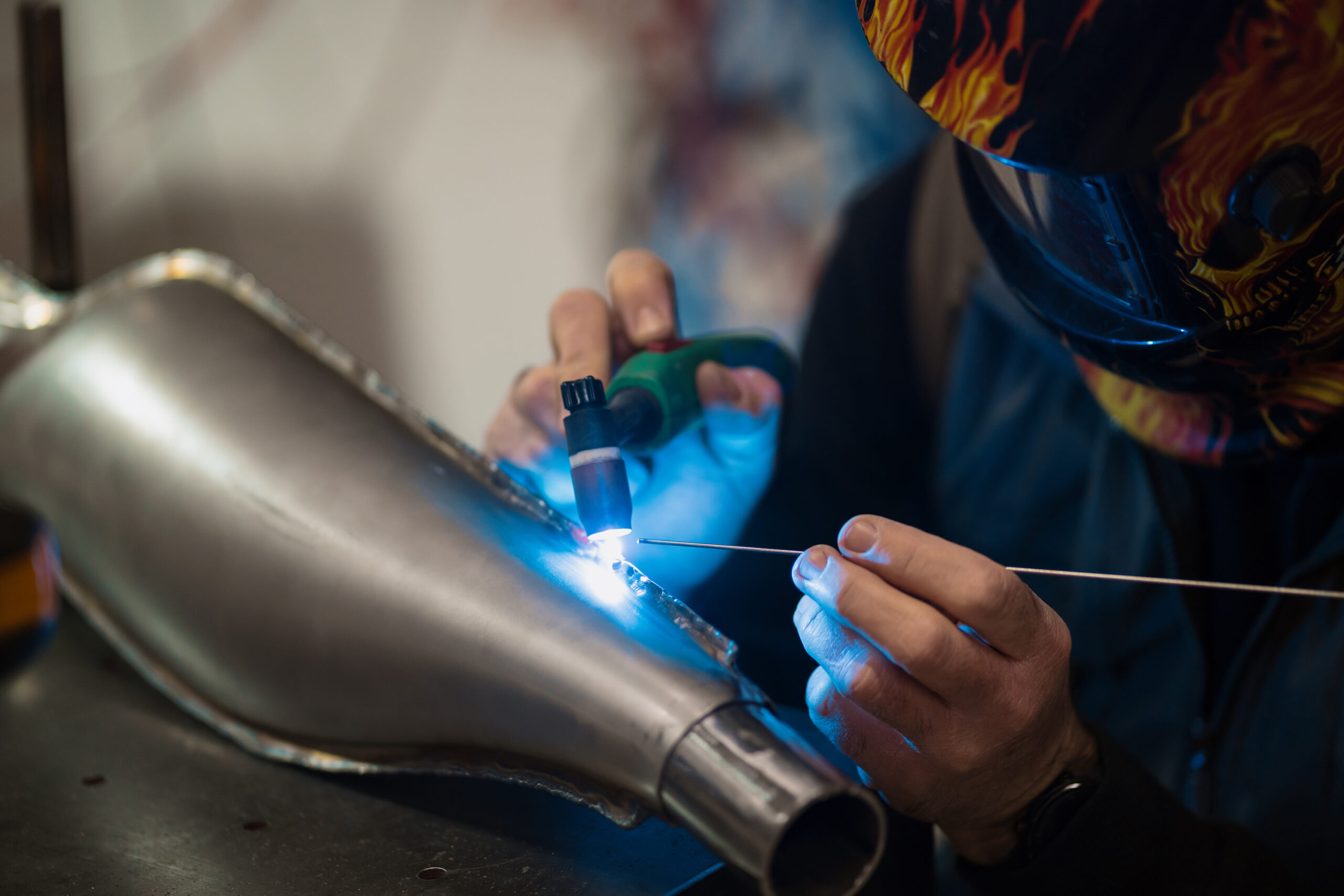 Wave Soldering Services for Reliable PCB Connections