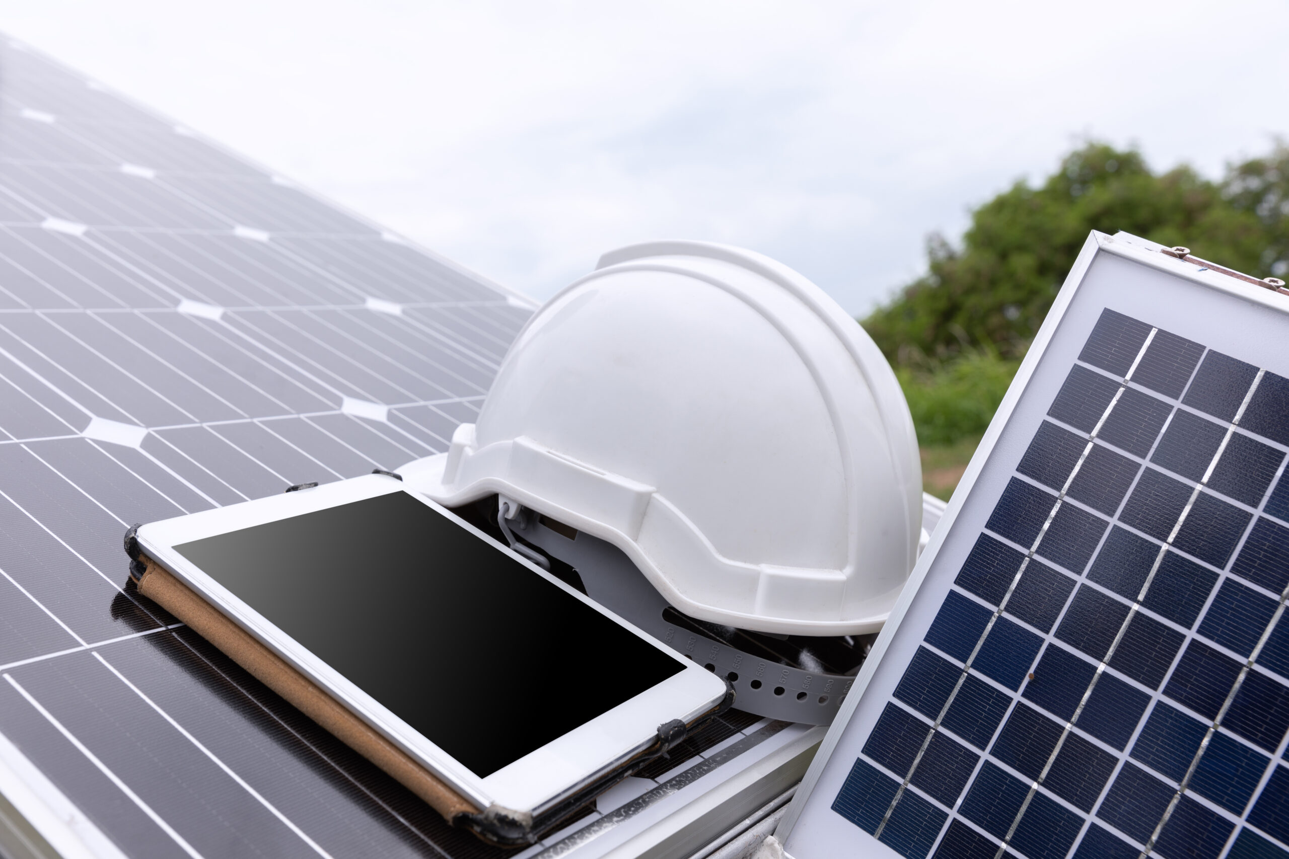 Why Go Solar & When Is the Right Time? Decision Guide