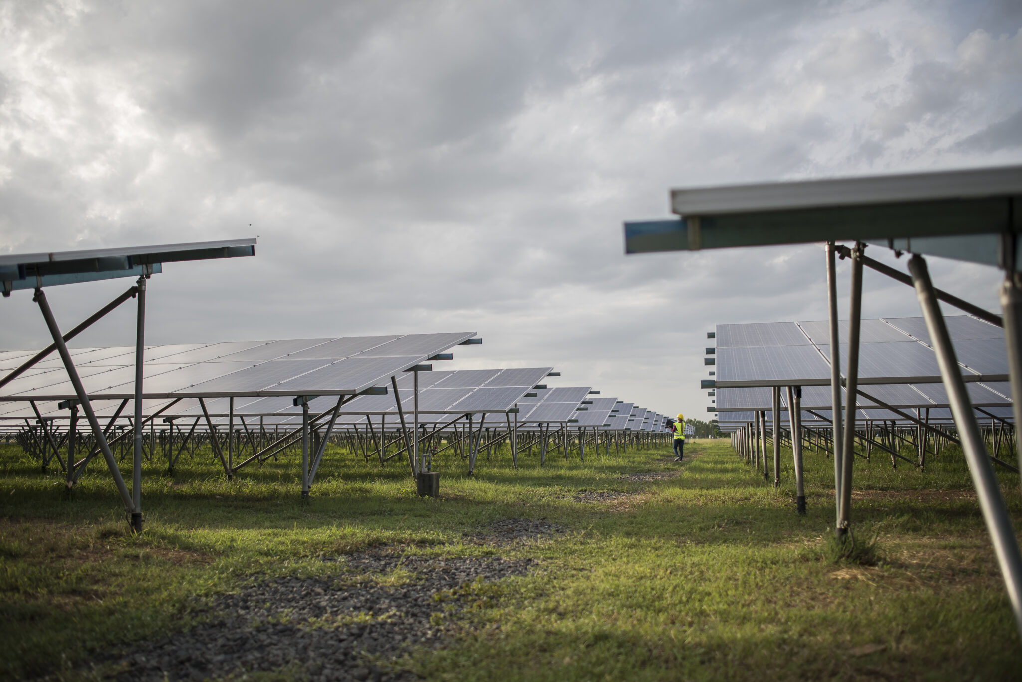 What Is Solar EPC? Meaning, Full Form & EPC Model Explained